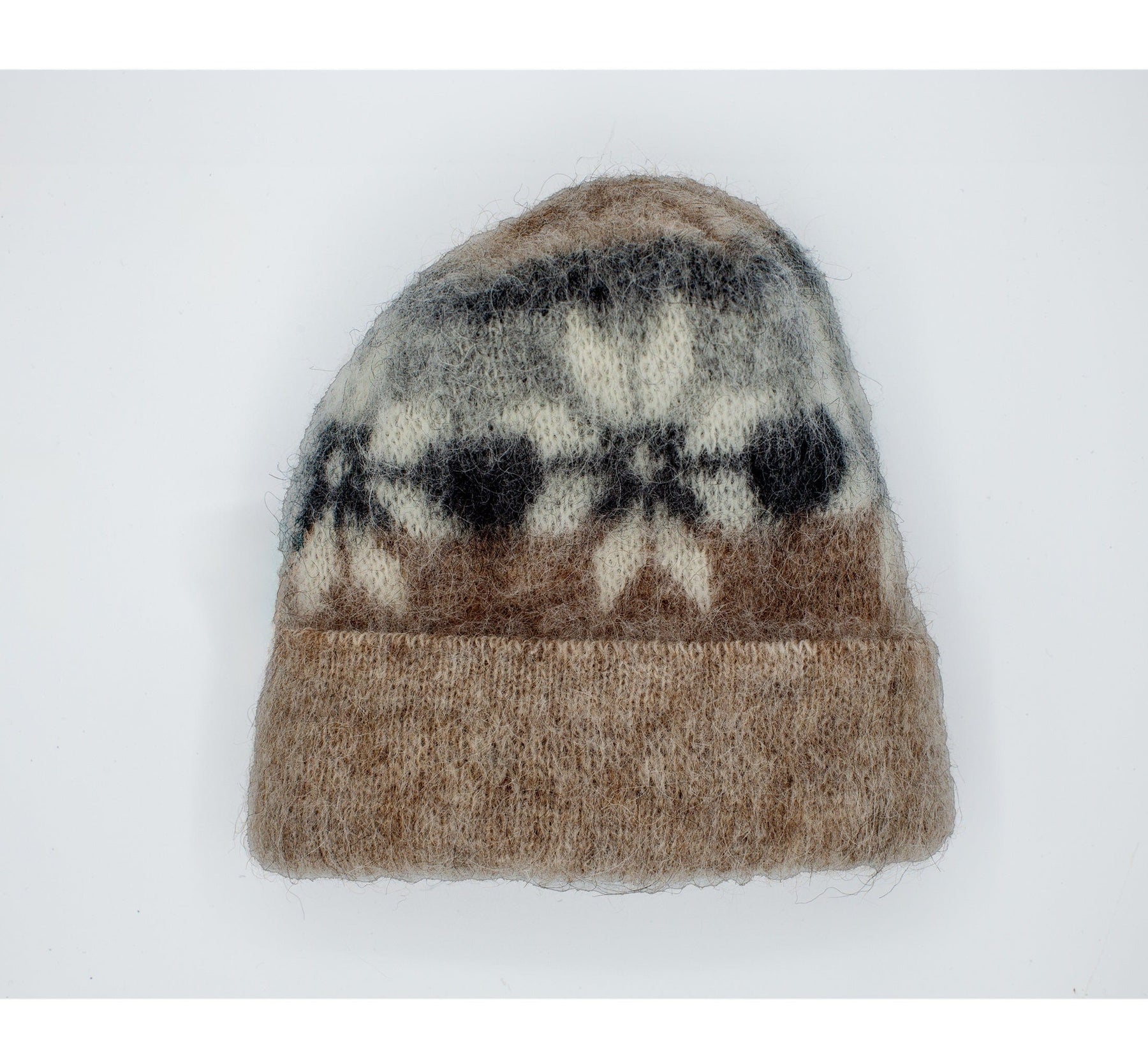Icelandic wool knitwear accessories: woolen hats, headbands and beanies