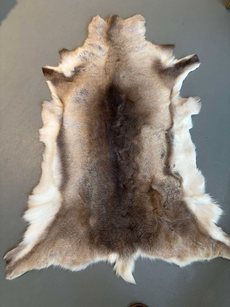Sheepskin Rugs and Throws from Iceland. Black, white, brown and grey ...